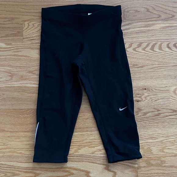 Nike | Pants & Jumpsuits | Nike Nwot Womens Drifit Running Crops Xs | Poshmark